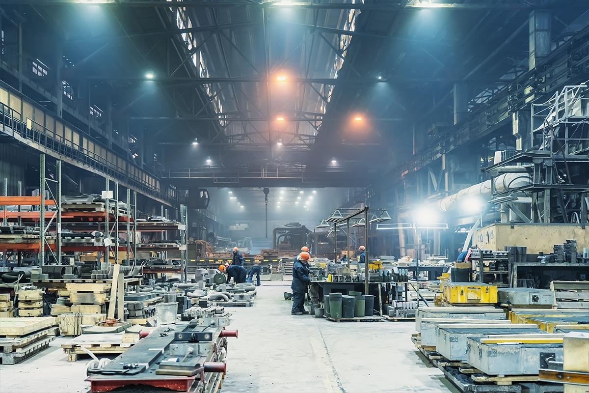 How to Pick LED High Bay Temp Lights for Wet Manufacturing Areas?